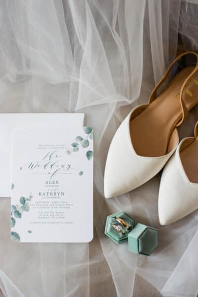 A Classic, Spring Wedding With A Neutral Color Palette | April 22 ...